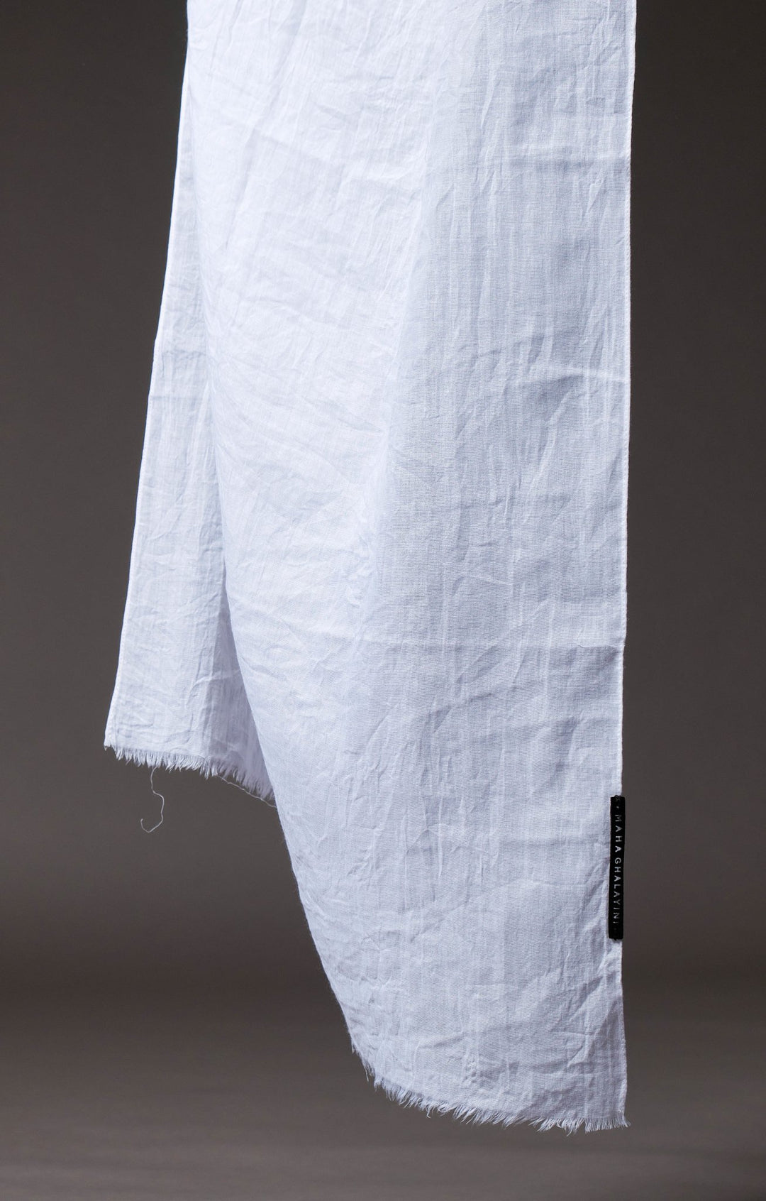 MAHA GHALAYINI – MIRA Y MANO